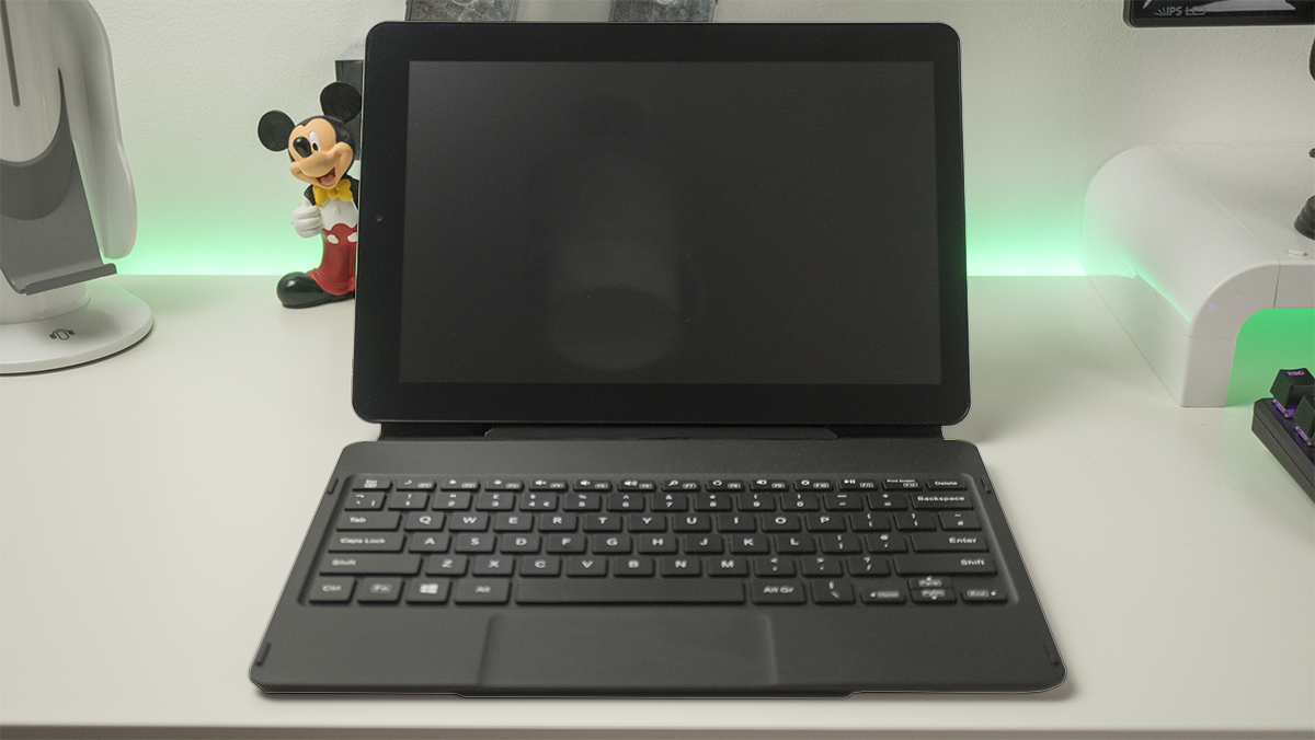Venturer PrimePro 12 TS Review // TechNuovo.com