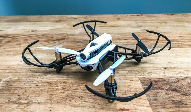 Parrot Mambo FPV Drone Review // TechNuovo.com