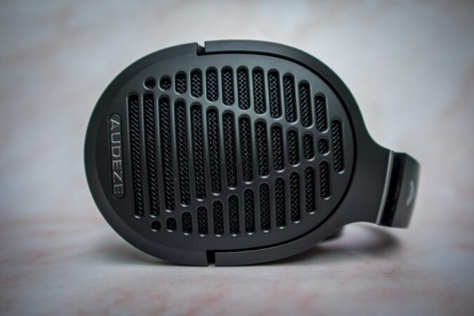 Audeze LCD-1 Headphone Review | TechNuovo