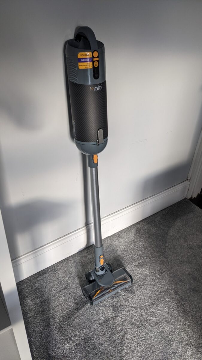 Halo Capsule Vacuum Cleaner Review | TechNuovo