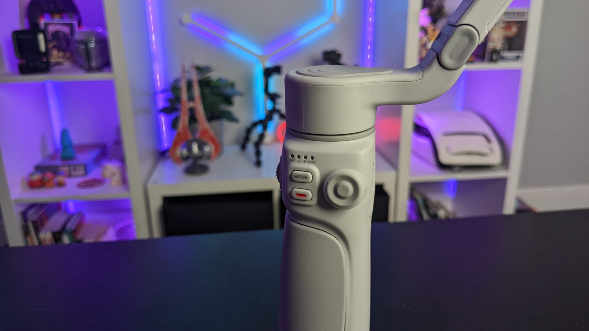 Zhiyun Smooth Q4 Combo Mobile Gimbal Review | TechNuovo