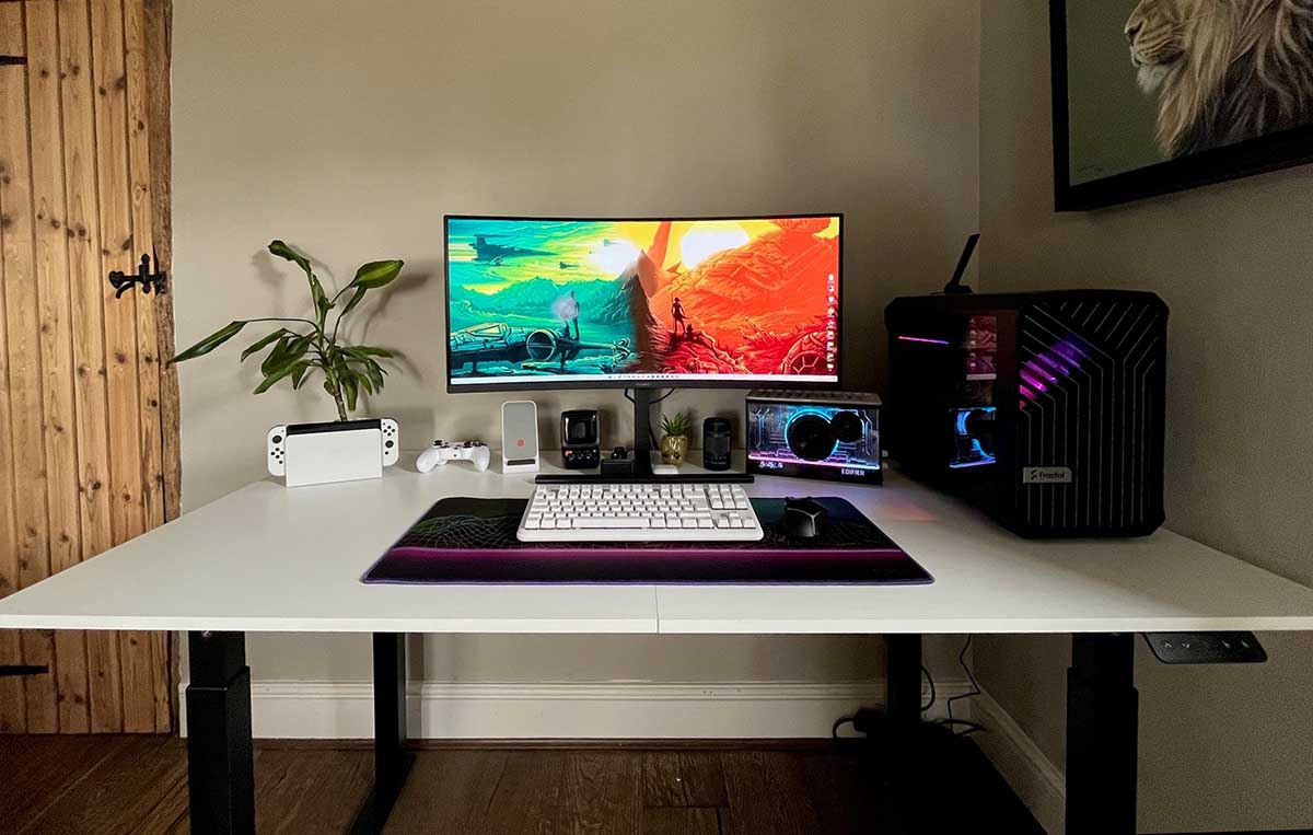 'Beast Desk' by EZ Shopper Review | Technuovo