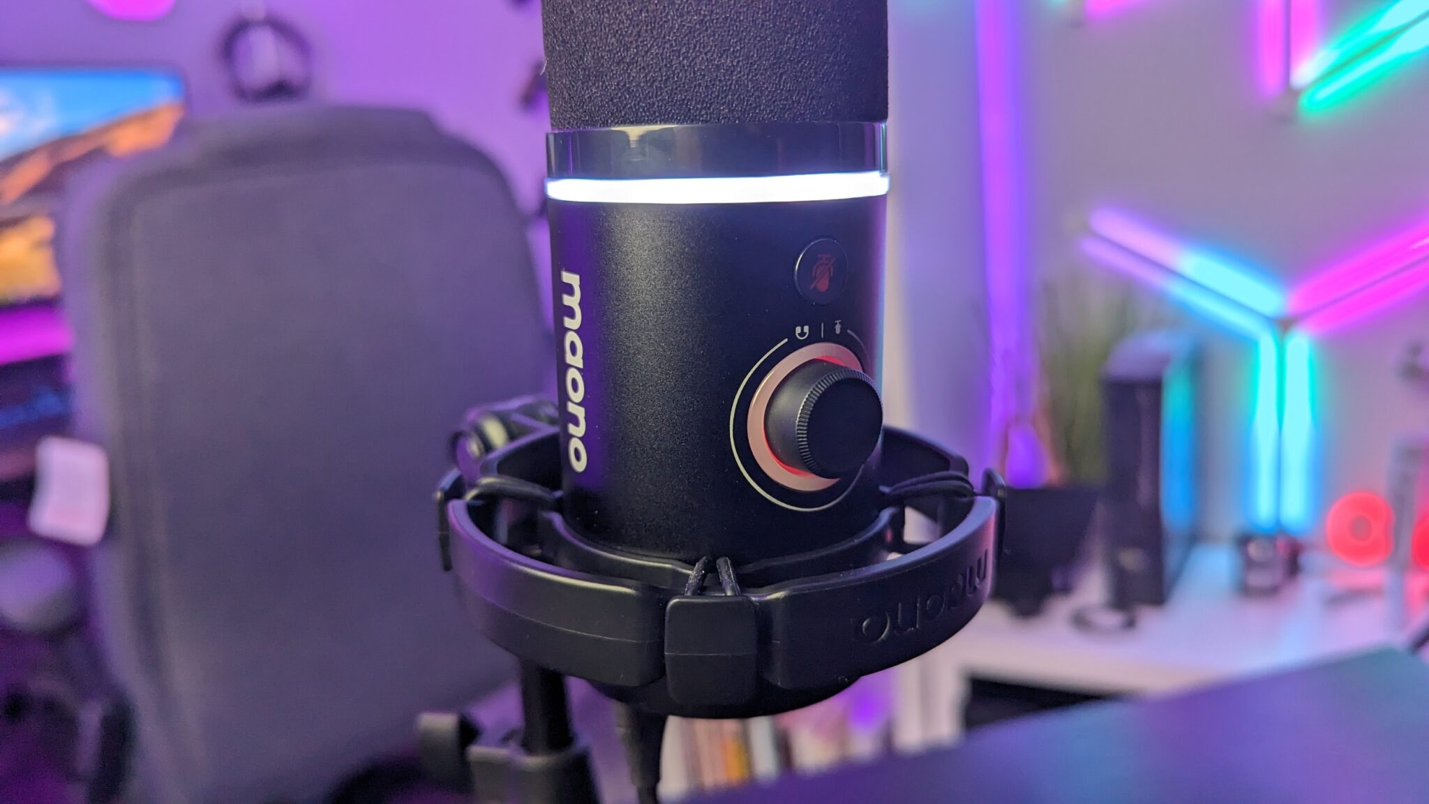 Maono PD200X Dynamic Microphone Review | TechNuovo