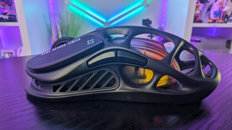 Gravastar Mercury M2 Wireless Gaming Mouse Review | TechNuovo