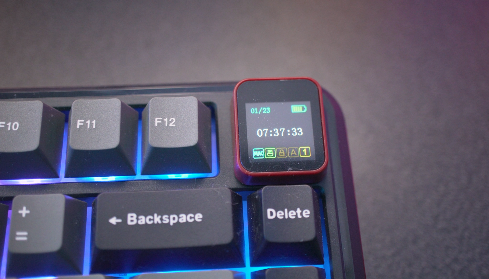 Mechlands Vibe75 Mechanical Keyboard Review | TechNuovo